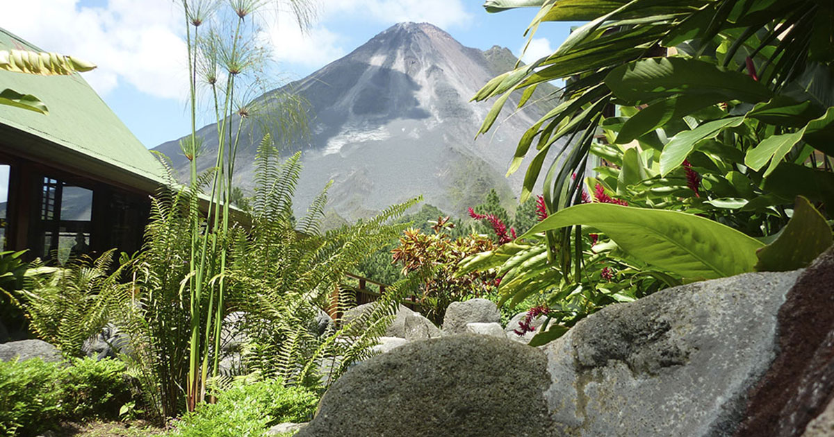 Costa Rica Travel: Discover the Magic of Arenal Volcano and La Fortuna